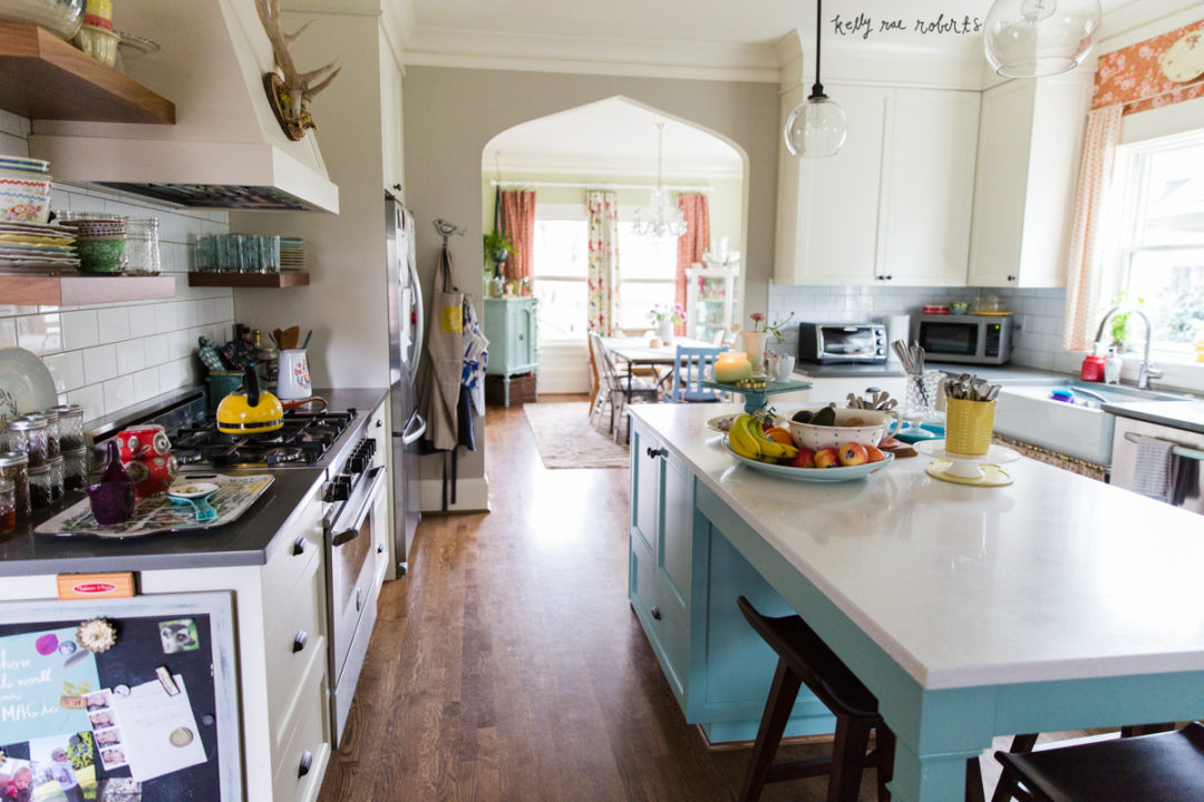 Home Tour: Kelly Rae's Kitchen! - Kelly Rae Roberts