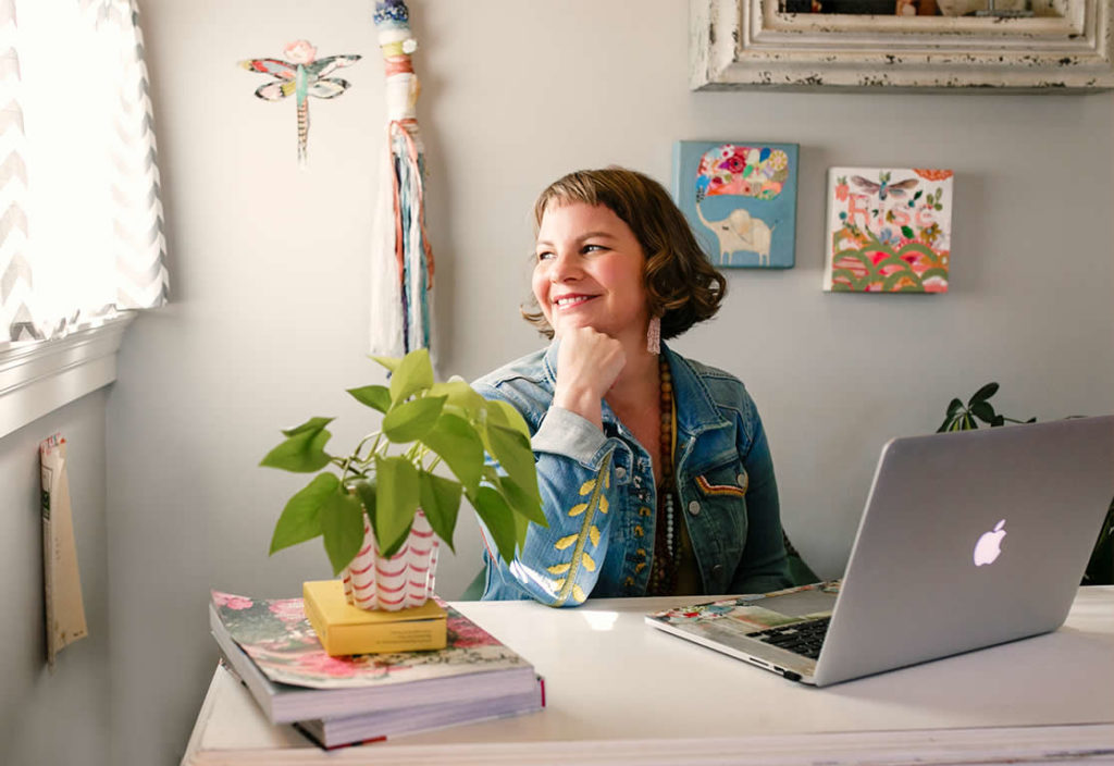 Contact | Kelly Rae Roberts